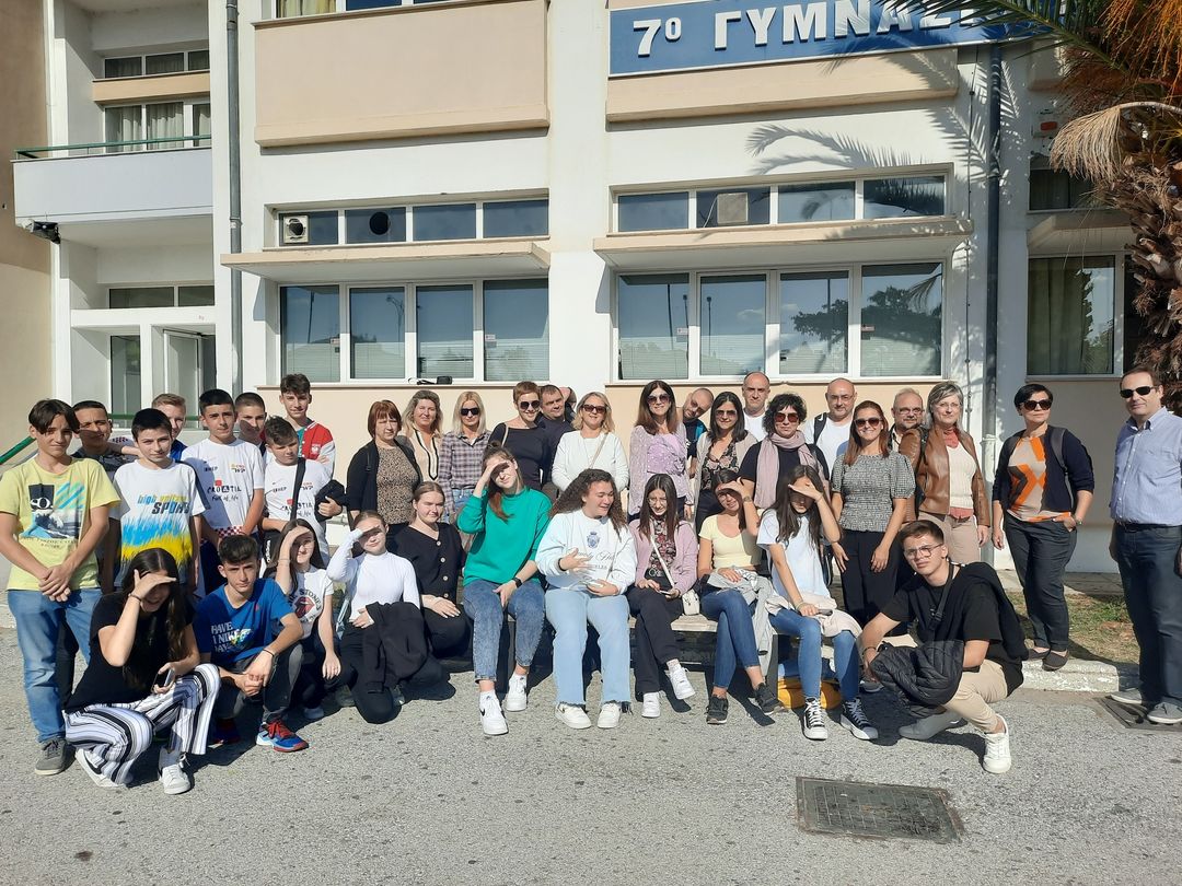 Το 7ο Γυμνάσιο Κατερίνης φιλοξένησε Διακρατική Συνάντηση Erasmus+ ...
